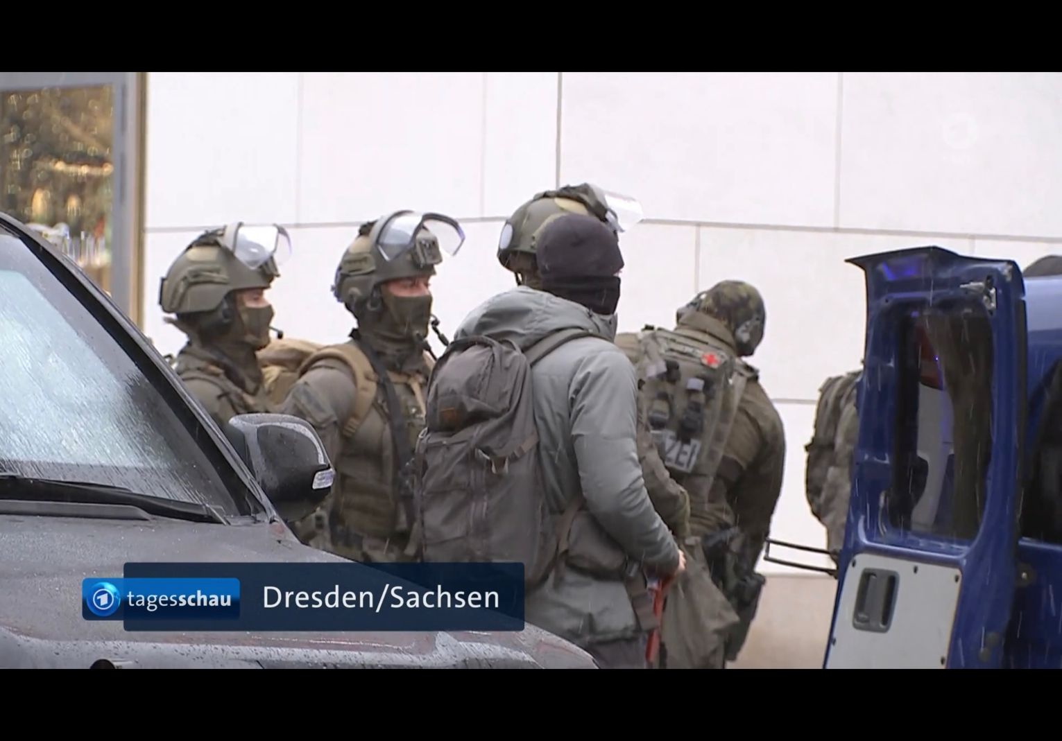 ArmorSource' Rifle Resistant Helmets are Used by German SWAT Units ...